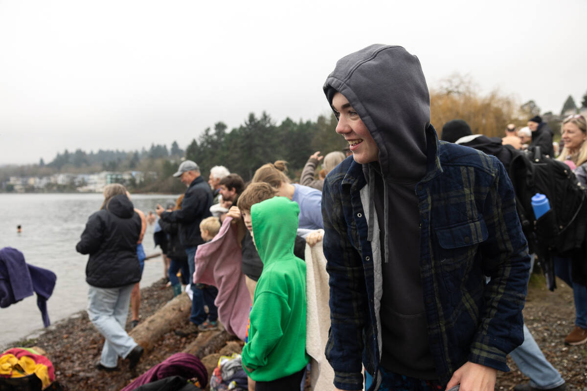 Many polar bears brave Jan. 1 Ladysmith swim | Lake Cowichan Gazette